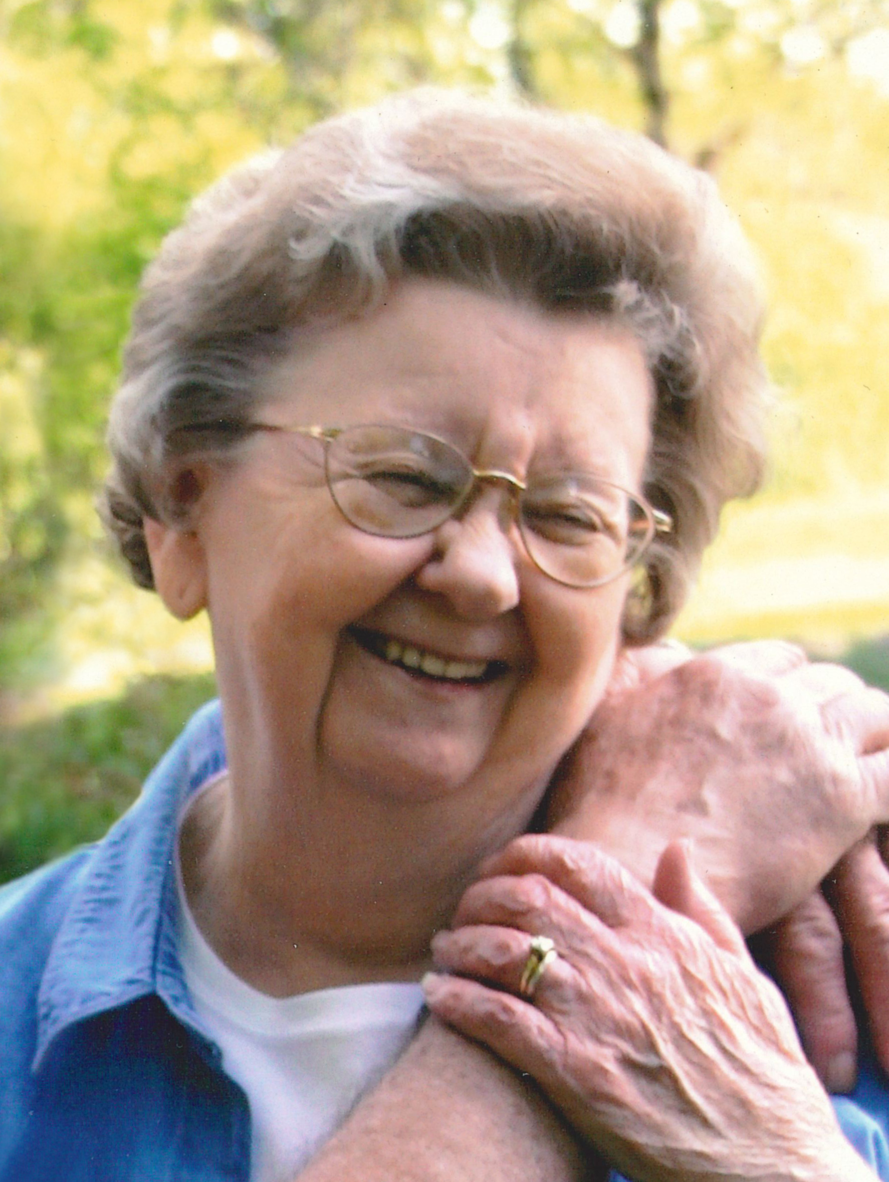 Remembering Helen Peterson | Obituaries - Stephens Funeral Service